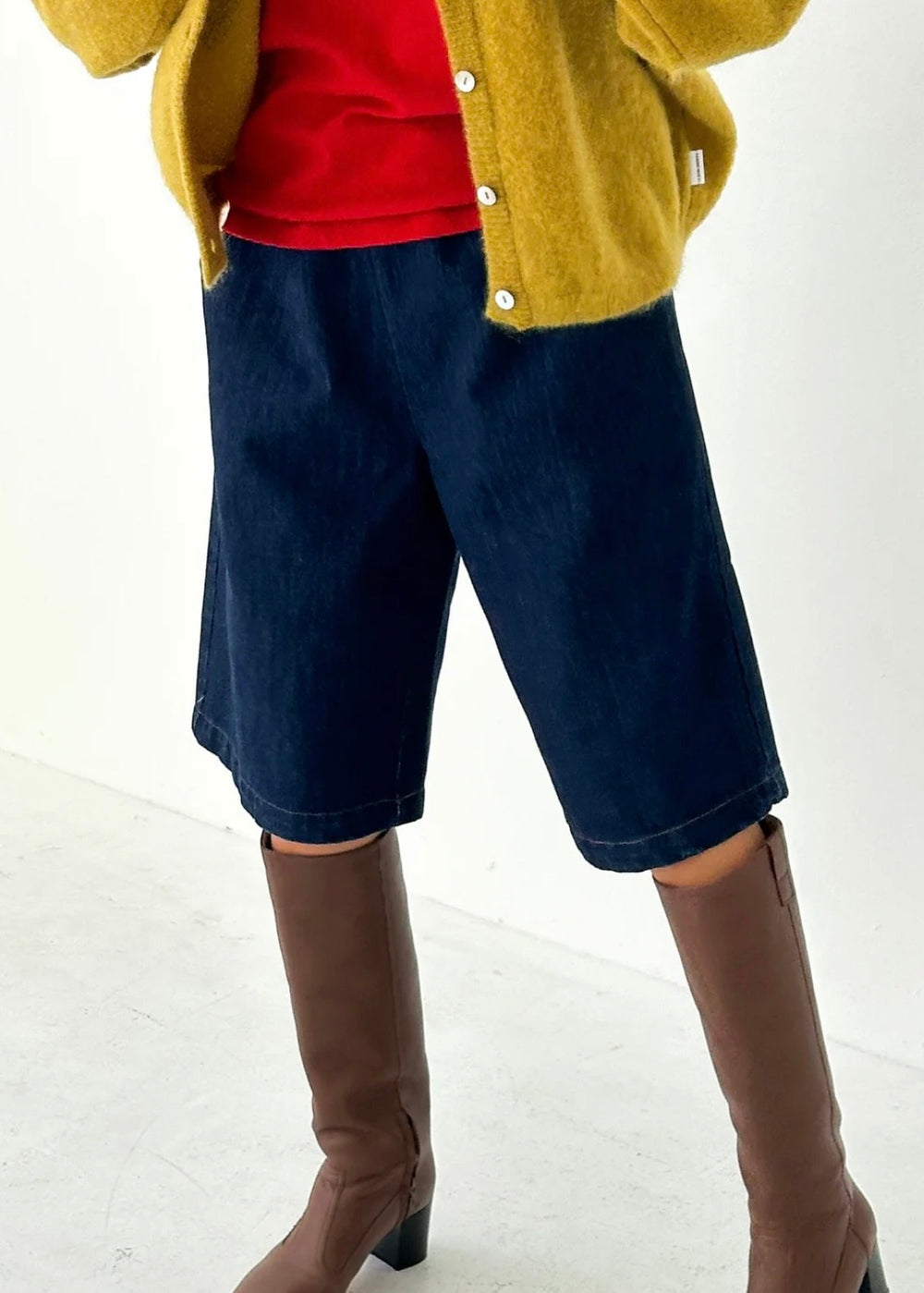 Liam Bermuda Short – Red Ribbon